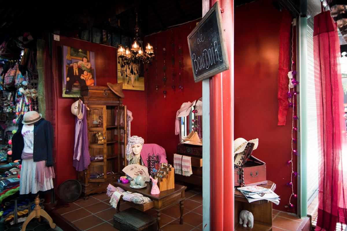 MOOGLEE t-shirt - 吳哥窟，深度旅遊日記 - Mr.Angkor